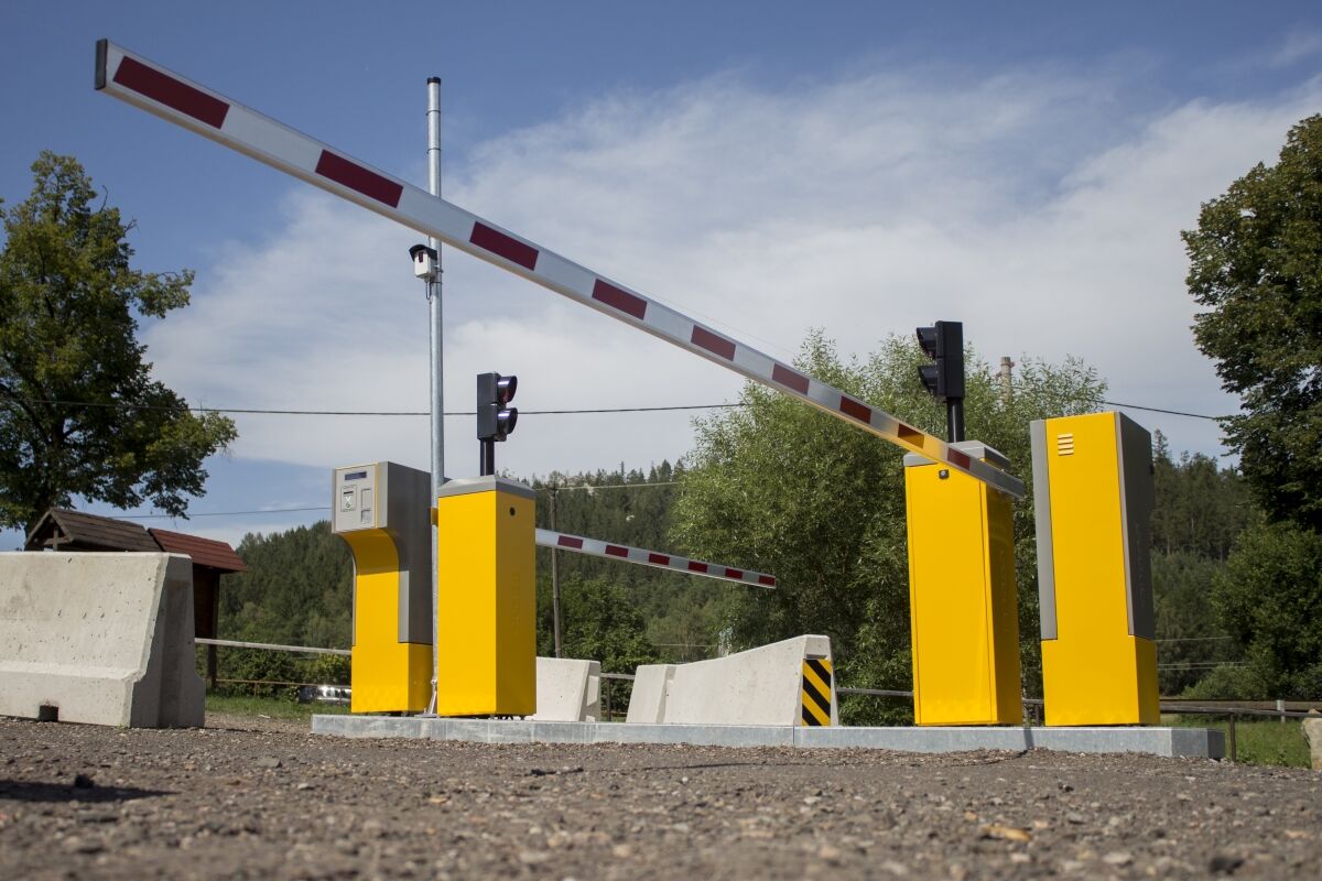 Parking systems - Cross Zlín | Cross