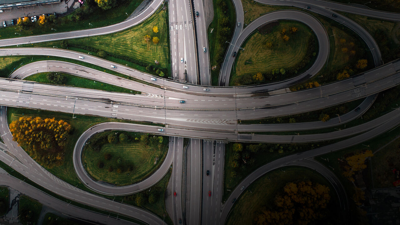 Smart solutions of traffic control systems | Cross